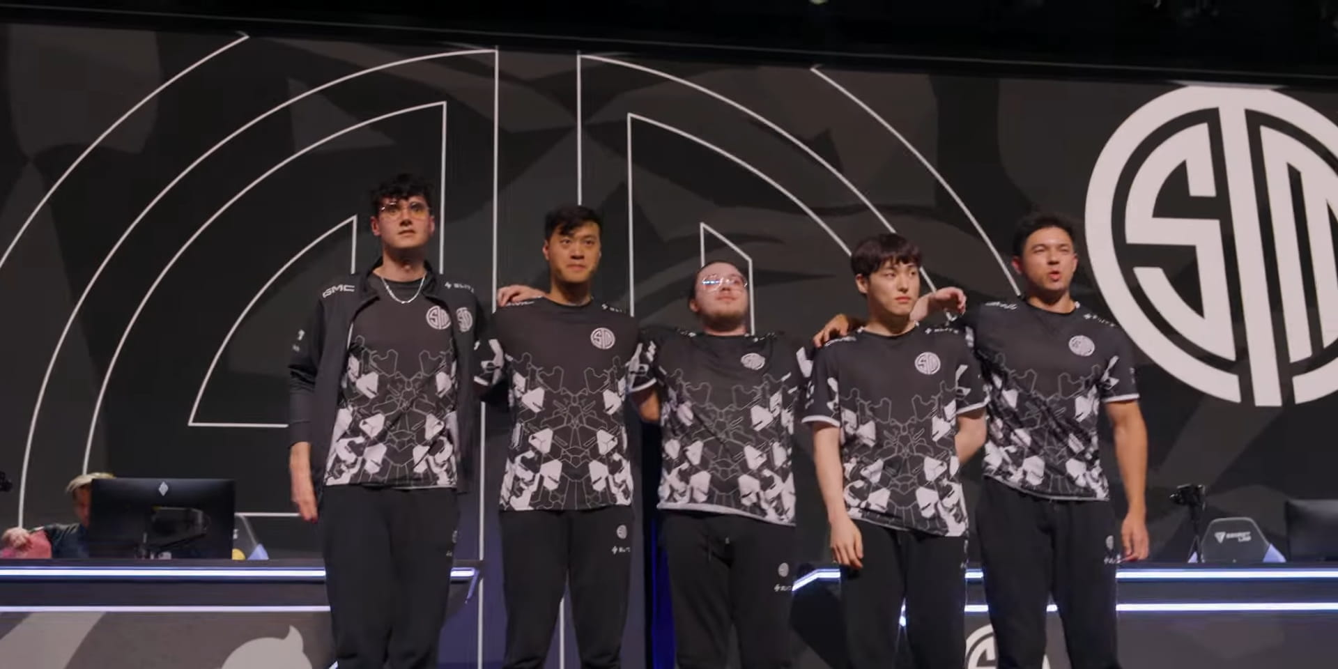 Patch 13.16, Faker Returns, TSM's LCS Legacy Ends, and More | Top League of Legends News Roundup ...